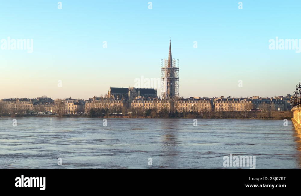 Spire scaffolding Stock Videos & Footage - HD and 4K Video Clips - Alamy