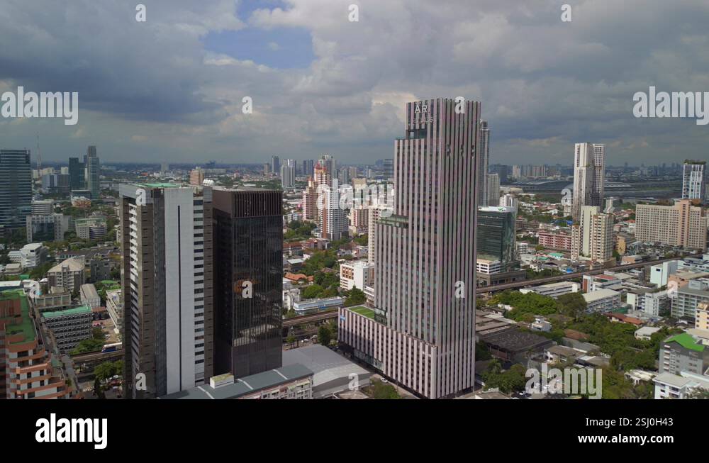 Mega metropolis Stock Videos & Footage - HD and 4K Video Clips - Alamy