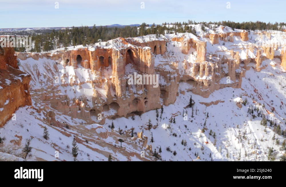 Erosion Arches of Bryce Canyon National Park in winter with snow Stock ...