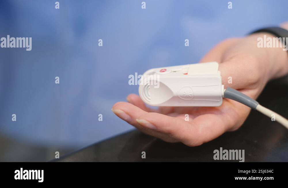 A team of doctors and surgeons who handle surgical operations in the ...