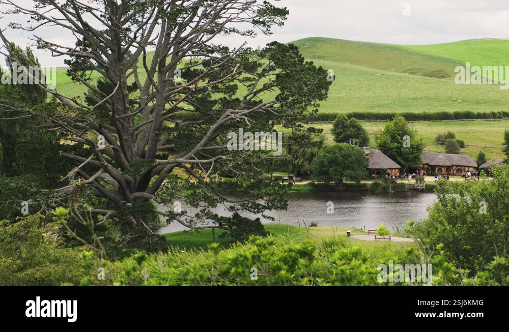 Iconic festivals Stock Videos & Footage - HD and 4K Video Clips - Alamy