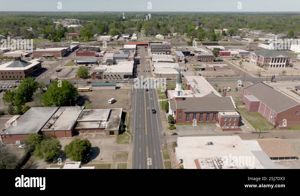 Hope, Arkansas downtown with drone video moving pulling back Stock ...