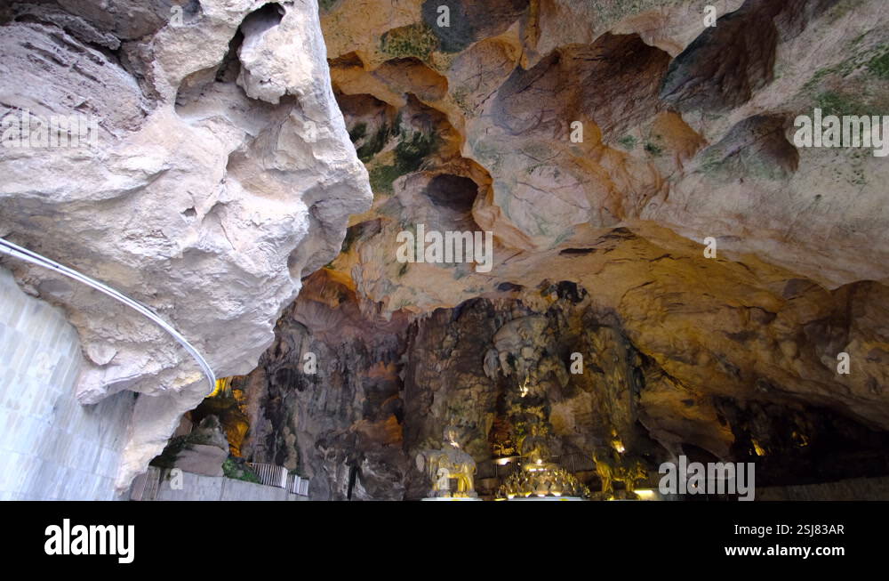 Cave shapes Stock Videos & Footage - HD and 4K Video Clips - Alamy