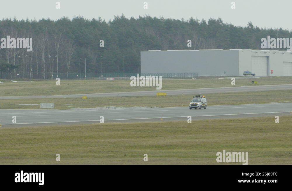 Technical vehicle Stock Videos & Footage - HD and 4K Video Clips - Alamy