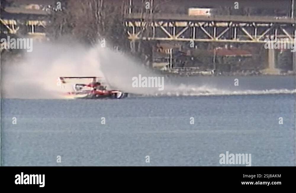 Hydroplane boat Stock Videos & Footage - HD and 4K Video Clips - Alamy