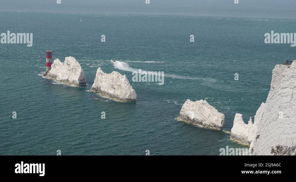 The Needles, a group of chalk stacks on the west tip of the Isle of ...