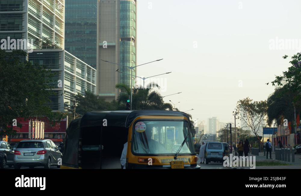 Traffic movement across the streets of Bandra Kurla Complex block near ...