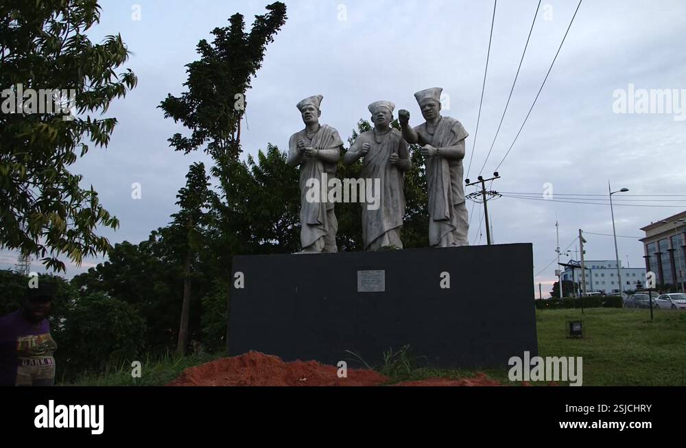 Three Chiefs Monument in Lagos , Nigeria. Wide Shot front Stock Video ...