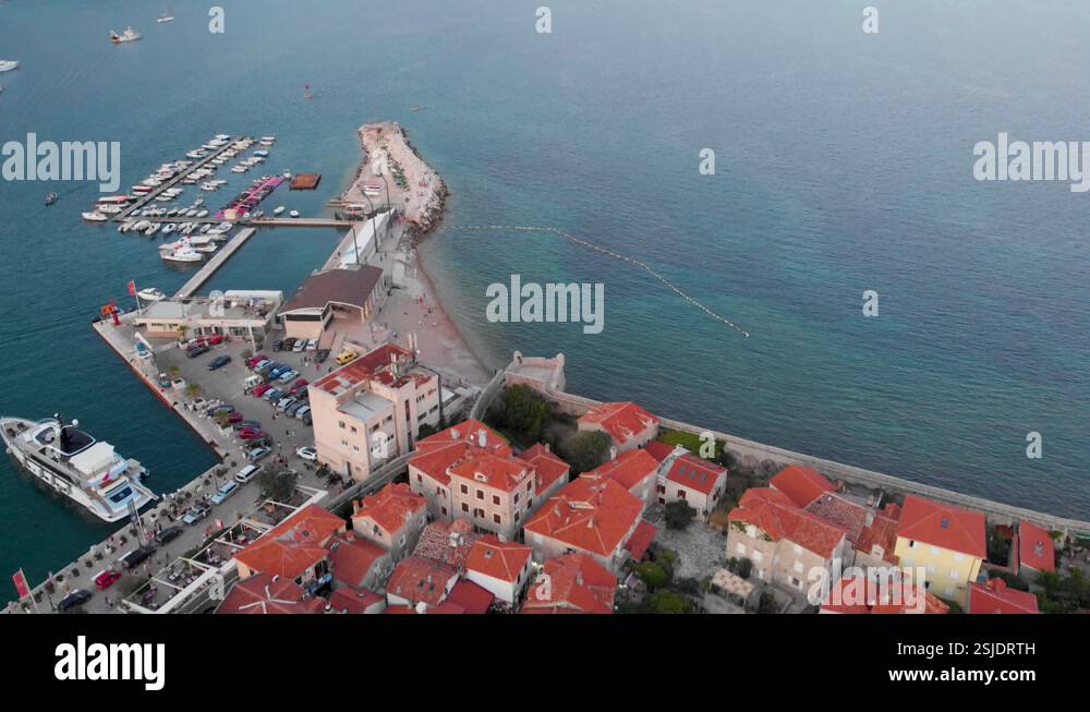 Budvadivingcenter Stock Videos & Footage - HD and 4K Video Clips - Alamy