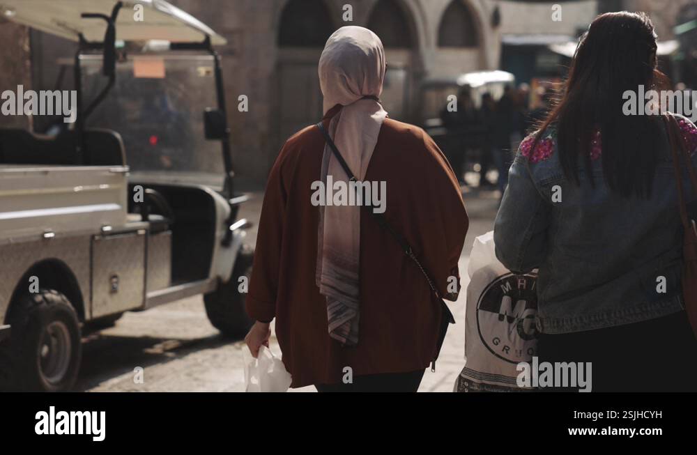 Chador muslim Stock Videos & Footage - HD and 4K Video Clips - Alamy