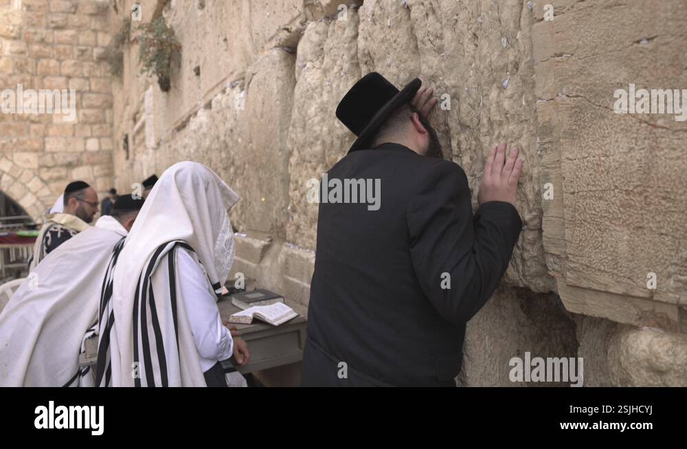Orthodox hasidic jew praying wailing Stock Videos & Footage - HD and 4K ...
