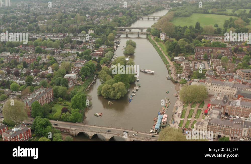 Thames ring Stock Videos & Footage - HD and 4K Video Clips - Alamy