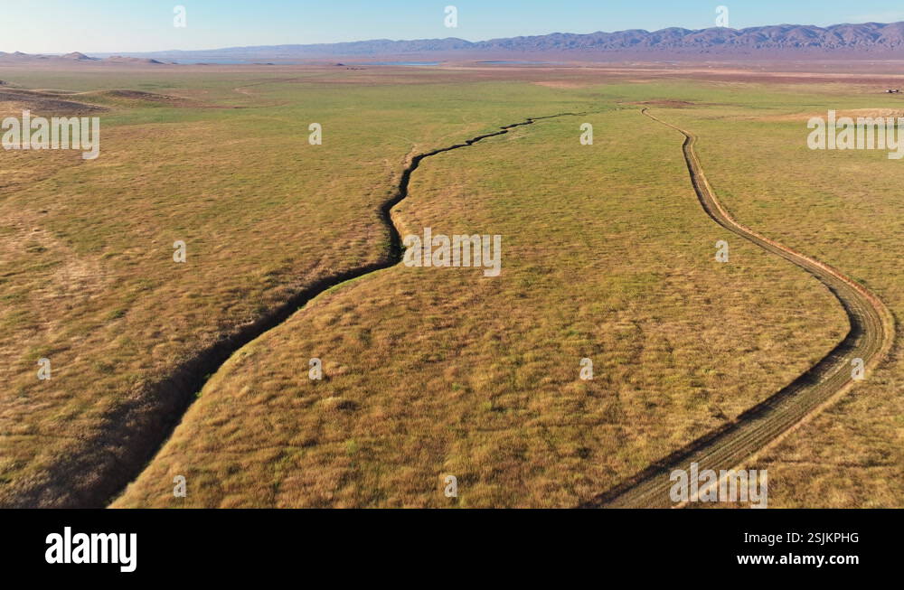 Fault line landscape Stock Videos & Footage - HD and 4K Video Clips - Alamy