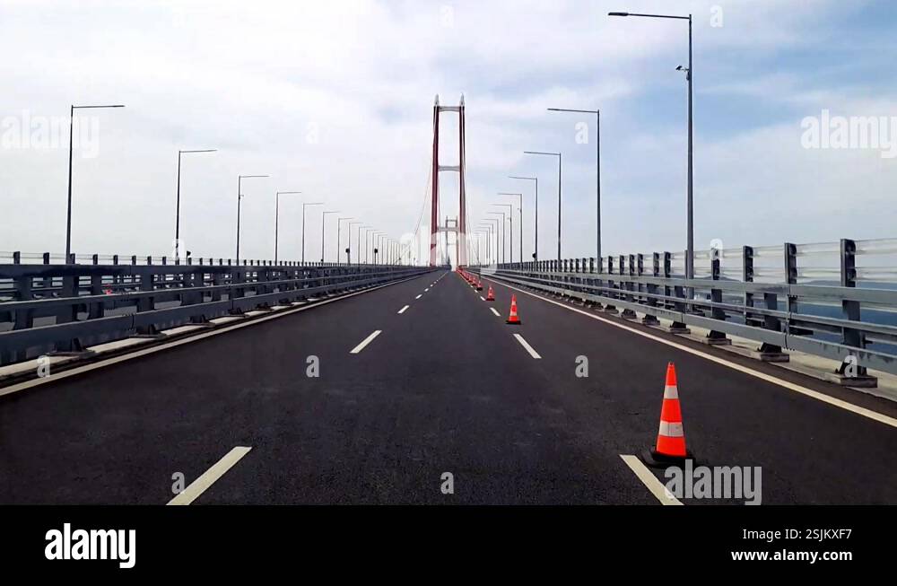 Longest drive Stock Videos & Footage - HD and 4K Video Clips - Alamy