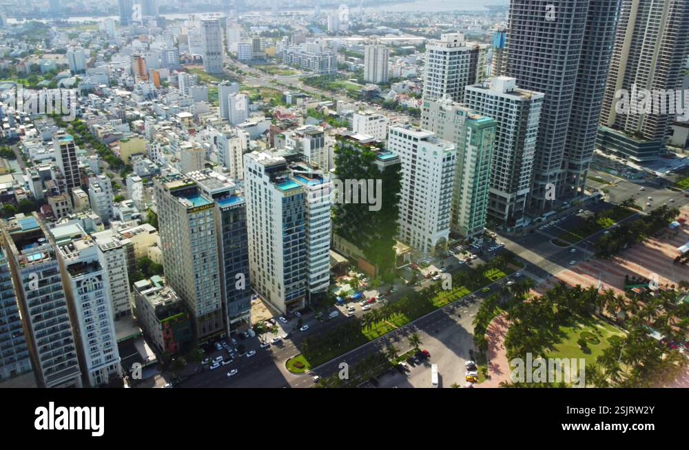 Hotel greenery Stock Videos & Footage - HD and 4K Video Clips - Alamy