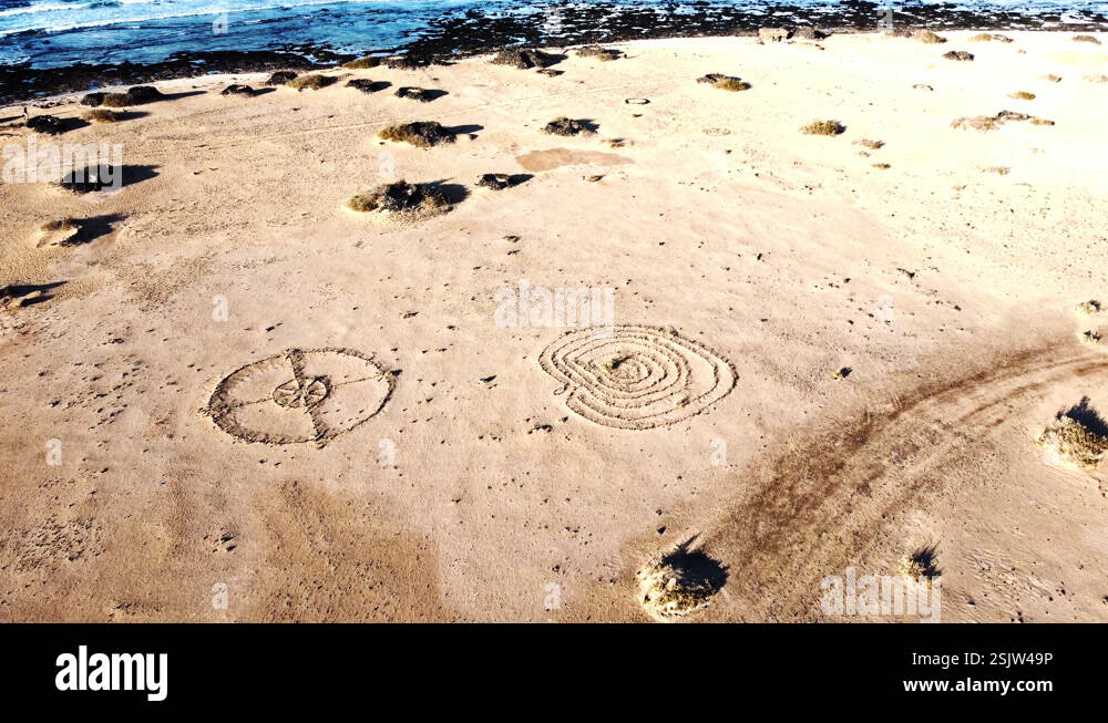 Circle formations Stock Videos & Footage - HD and 4K Video Clips - Alamy
