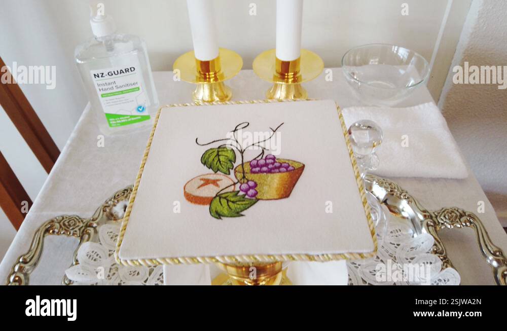 Communion worship Stock Videos & Footage - HD and 4K Video Clips - Alamy