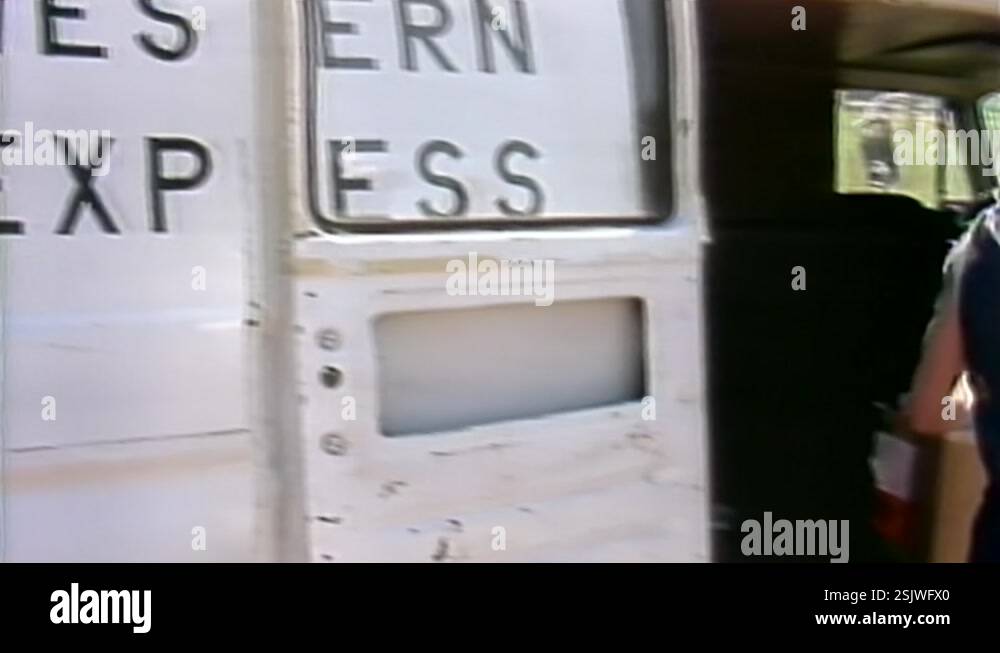 Express courier van Stock Videos & Footage - HD and 4K Video Clips - Alamy