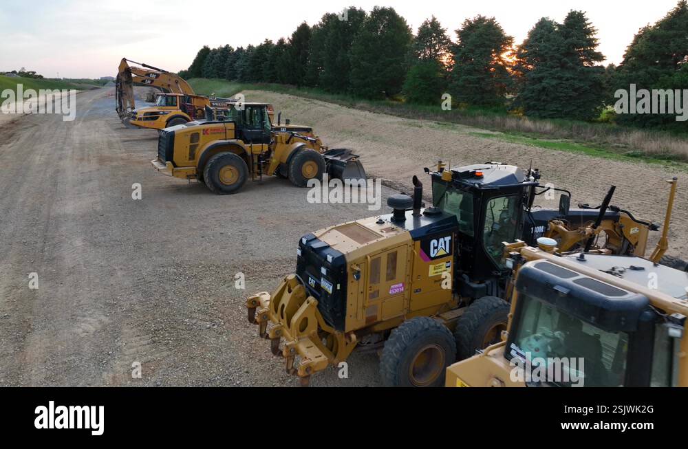 Volvo signs Stock Videos & Footage - HD and 4K Video Clips - Alamy