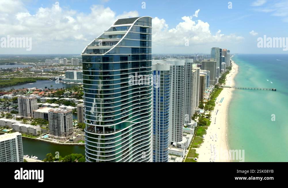 Building on beach Stock Videos & Footage - HD and 4K Video Clips - Alamy