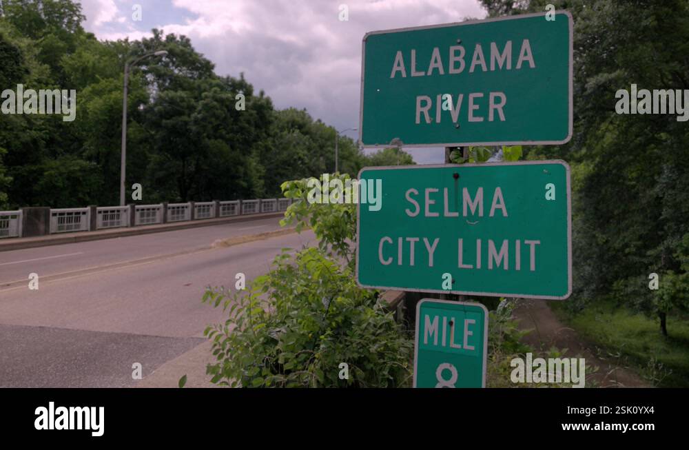 Alabama road signs Stock Videos & Footage - HD and 4K Video Clips - Alamy