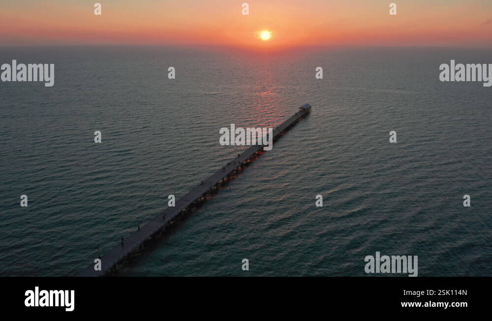Largs bay jetty Stock Videos & Footage - HD and 4K Video Clips - Alamy