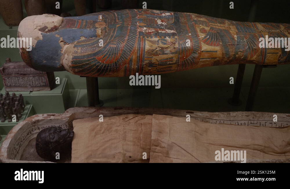 Mummy. Mummy of a king in ancient Egypt Stock Video Footage - Alamy