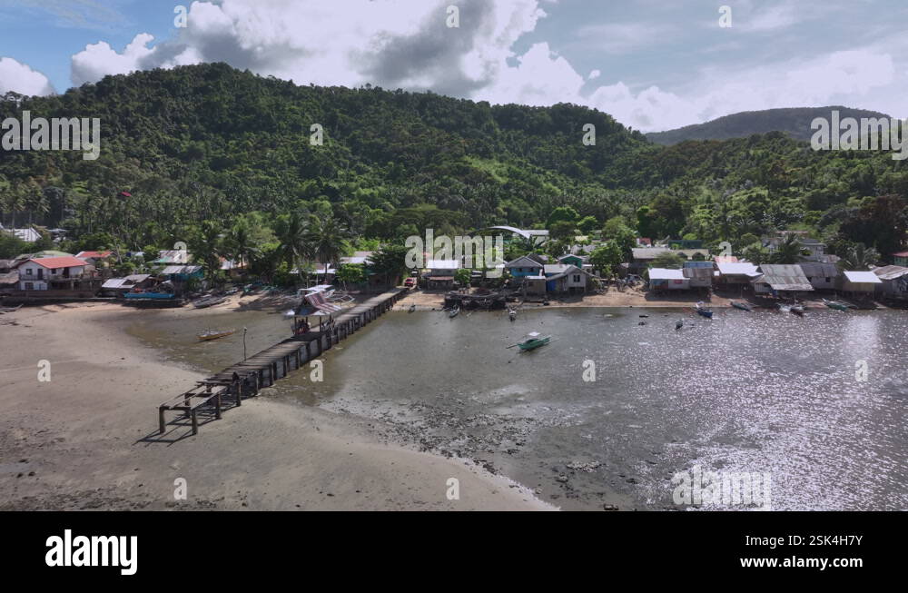Authentic Village Among The Incredible Landscapes Of Palawan ...