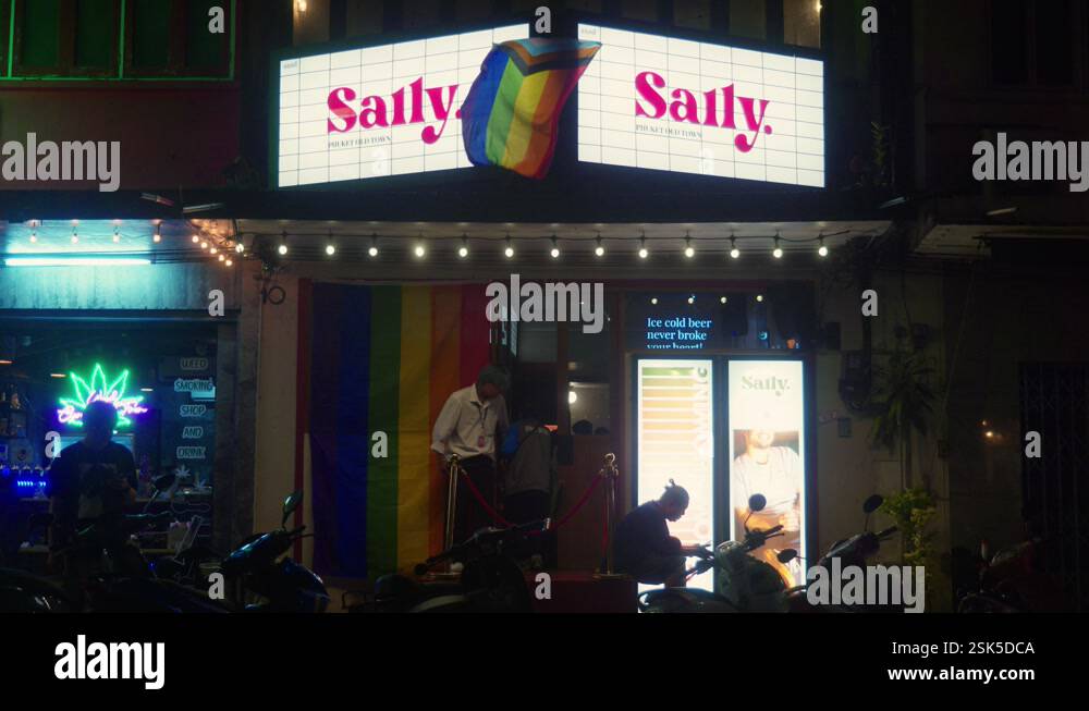 4K Cinematic urban scenic footage of a random street in Old Town ...