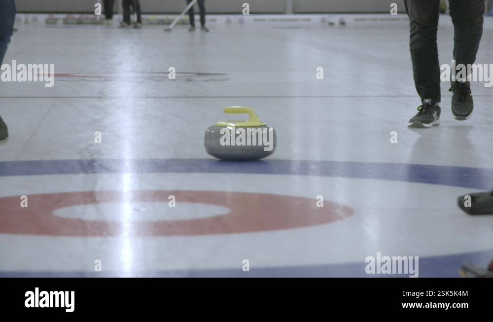Curling stone coming to the house . Zemst curling sheet. A final sweep ...