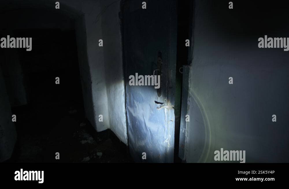 Man finding ghost with cage on his head in basement of abandoned asylum ...