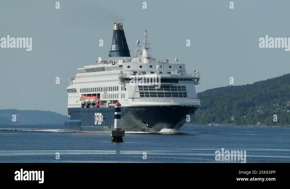 huge ship dfds pearl seaways approaching distant view oslofjorden ...