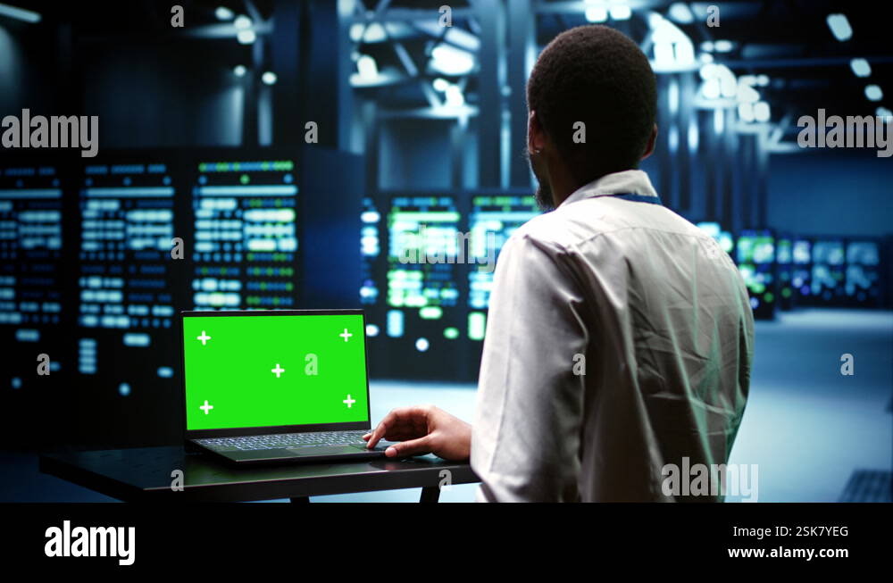 Chroma key laptop server scan Stock Video Footage - Alamy
