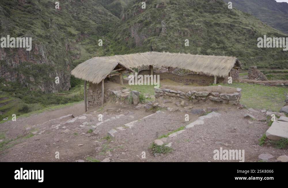 Reproduction of old ancient house abitative site in Pisac old Inca ...
