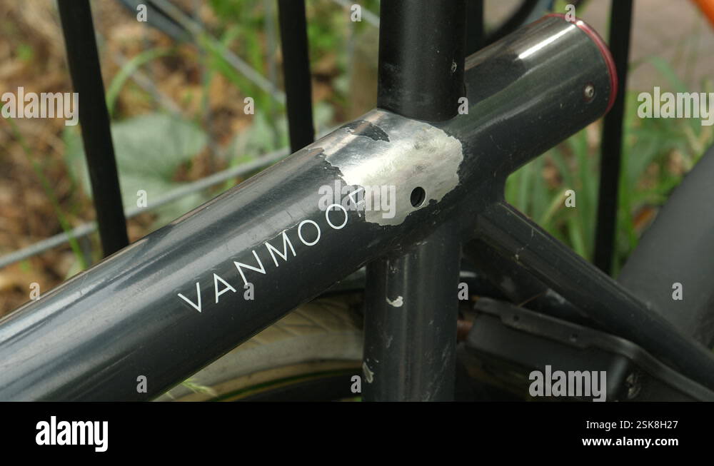 Cycle van Stock Videos & Footage - HD and 4K Video Clips - Alamy