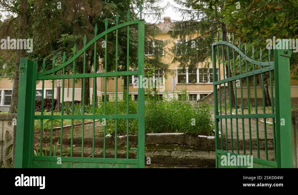 Green school gates Stock Videos & Footage - HD and 4K Video Clips - Alamy