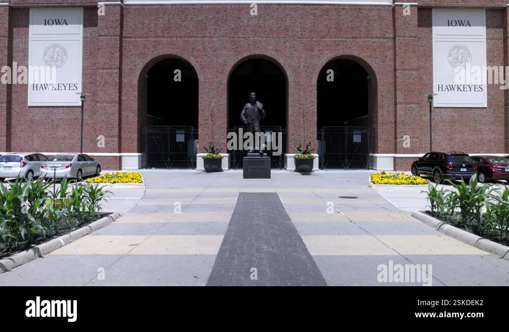 Bronze sculpture of Nile Kinnick at Kinnick Stadium on the campus of ...