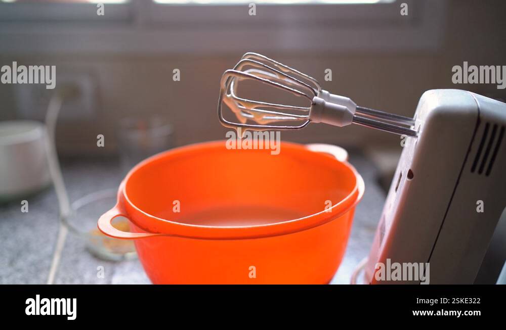 Dripping batter Stock Videos & Footage - HD and 4K Video Clips - Alamy