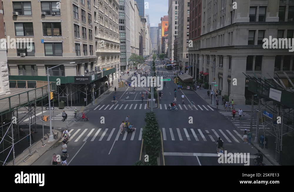 Nyc open streets Stock Videos & Footage - HD and 4K Video Clips - Alamy