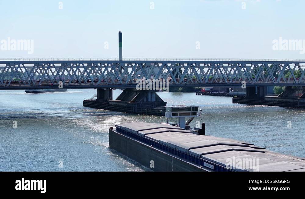 Traffic clogged Stock Videos & Footage - HD and 4K Video Clips - Alamy