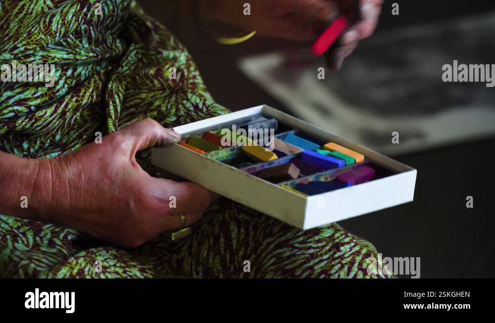 Different chalks Stock Videos & Footage - HD and 4K Video Clips - Alamy