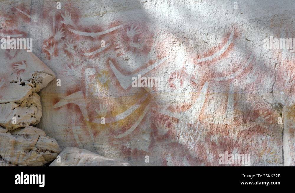 Aboriginal painting australia dreamtime Stock Videos & Footage - HD and ...