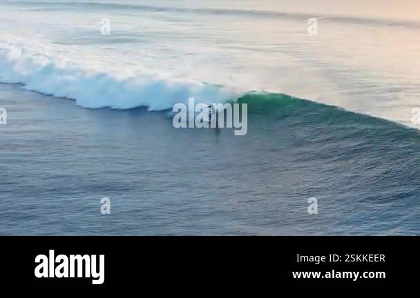 Ocean wave surfing on Stock Videos & Footage - HD and 4K Video Clips ...