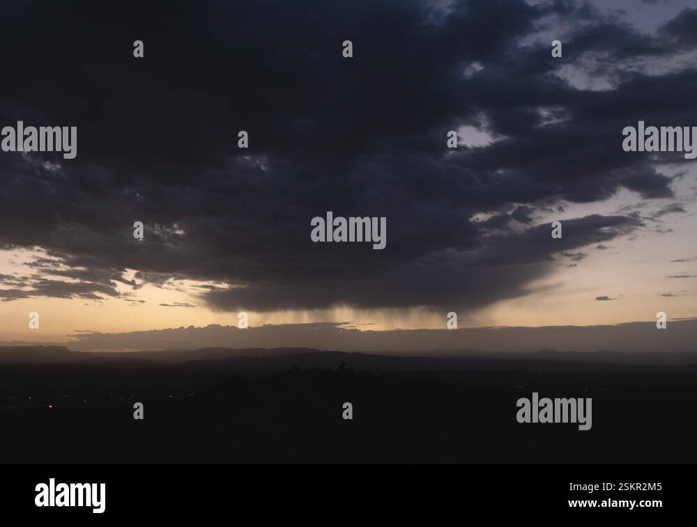 Virga clouds Stock Videos & Footage - HD and 4K Video Clips - Alamy