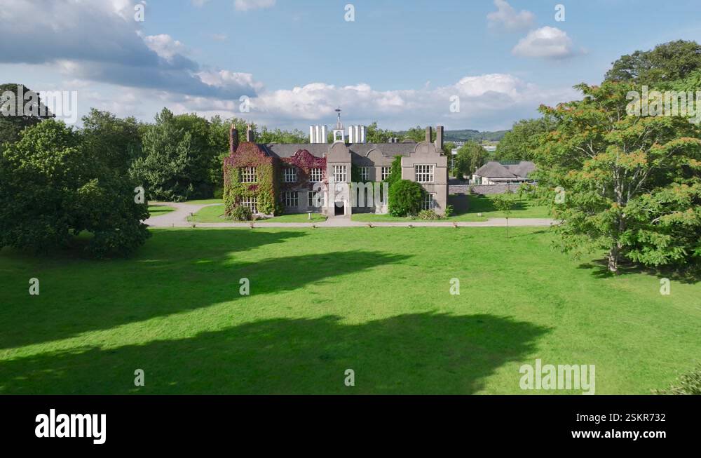 Visit South Devon and park from a drone, Newton Abbot, Devon, England ...