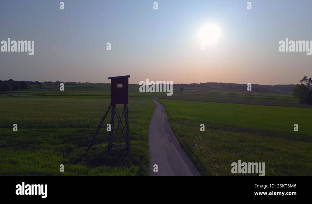 Hunting booth Stock Videos & Footage - HD and 4K Video Clips - Alamy