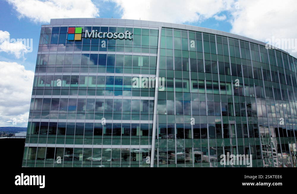 Outlook logo Stock Videos & Footage - HD and 4K Video Clips - Alamy