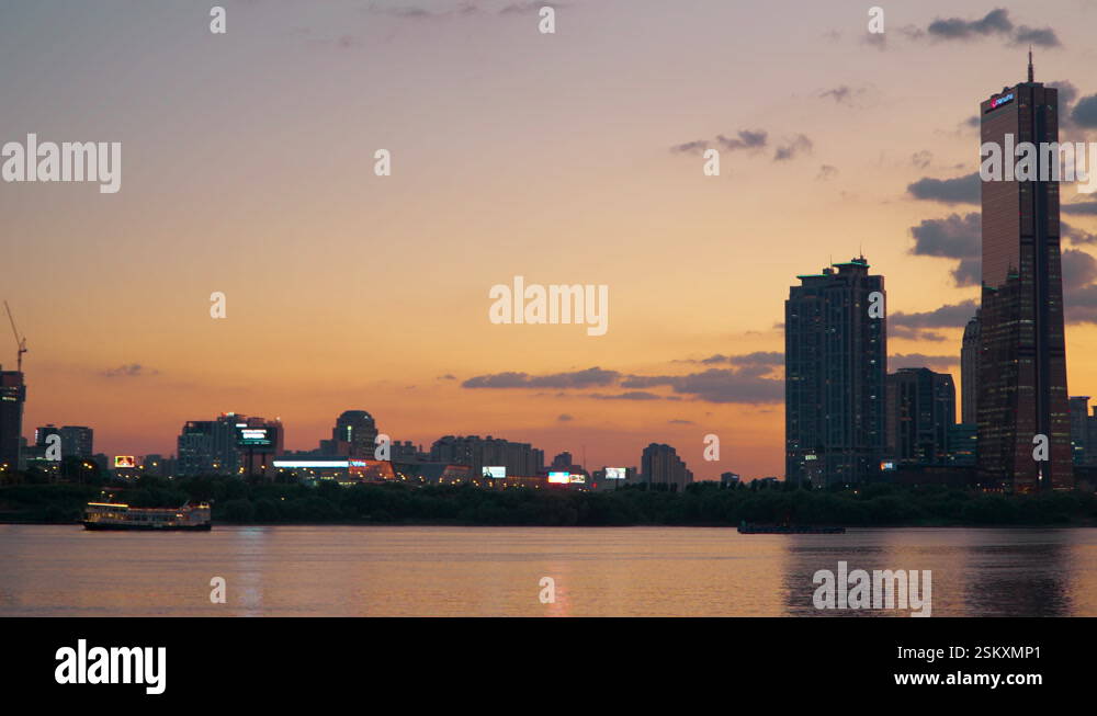 63 Building, Han River Sunset Cruise Ship Travels In Stunning Orange ...