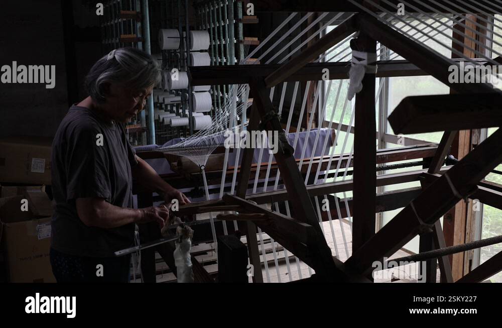 Kurume Kasuri weaving in Aika Tanaka Kasuri Kobo atelier, Kyushu ...