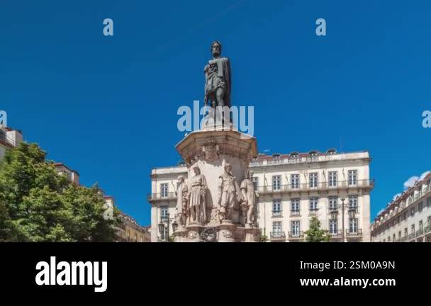 Camoes Monument in Luis de Camoes Square in the Chiado neighborhood ...